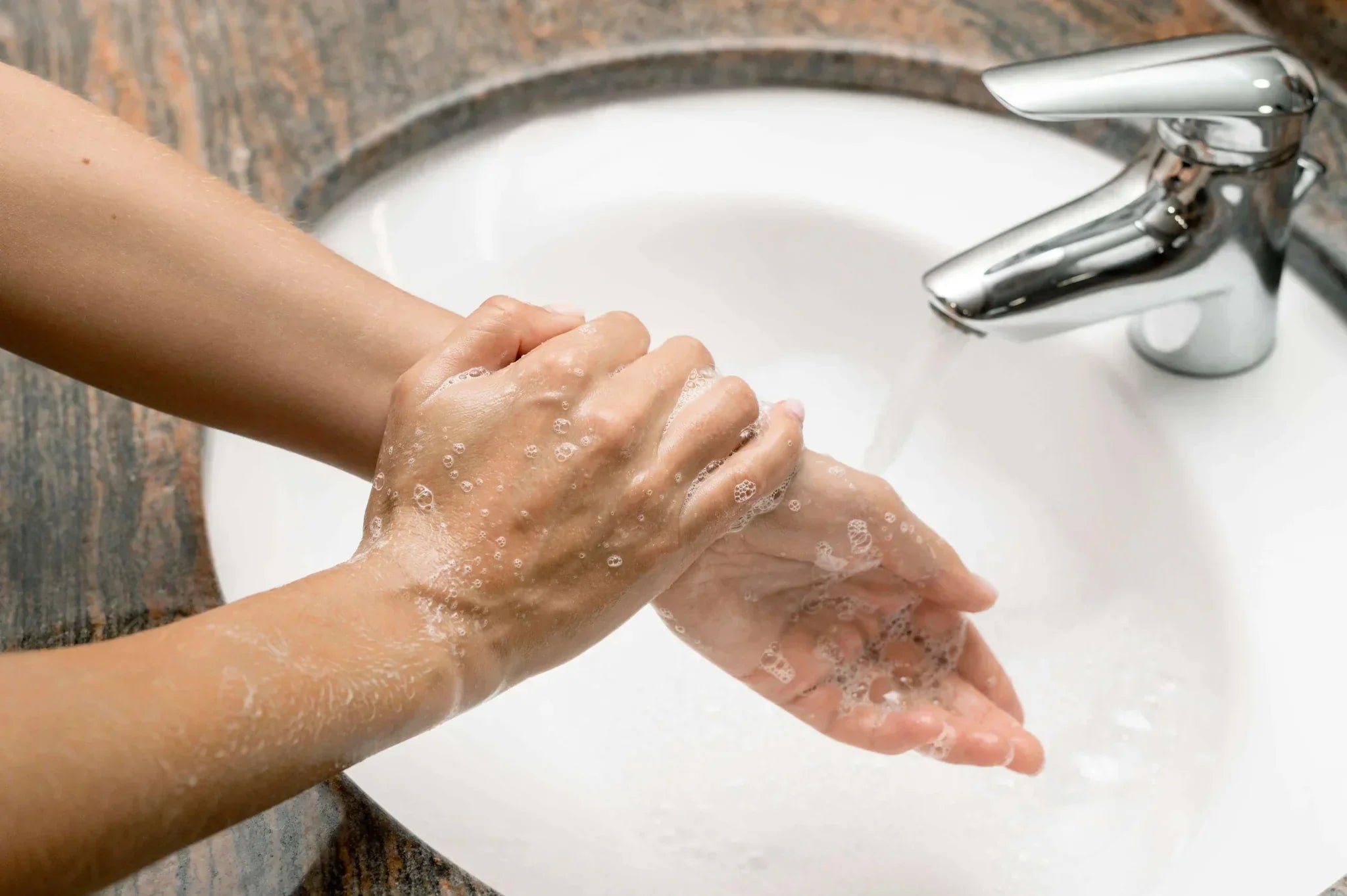 Experience The High-Quality Premium Hand Wash With Dead Sea Minerals ...